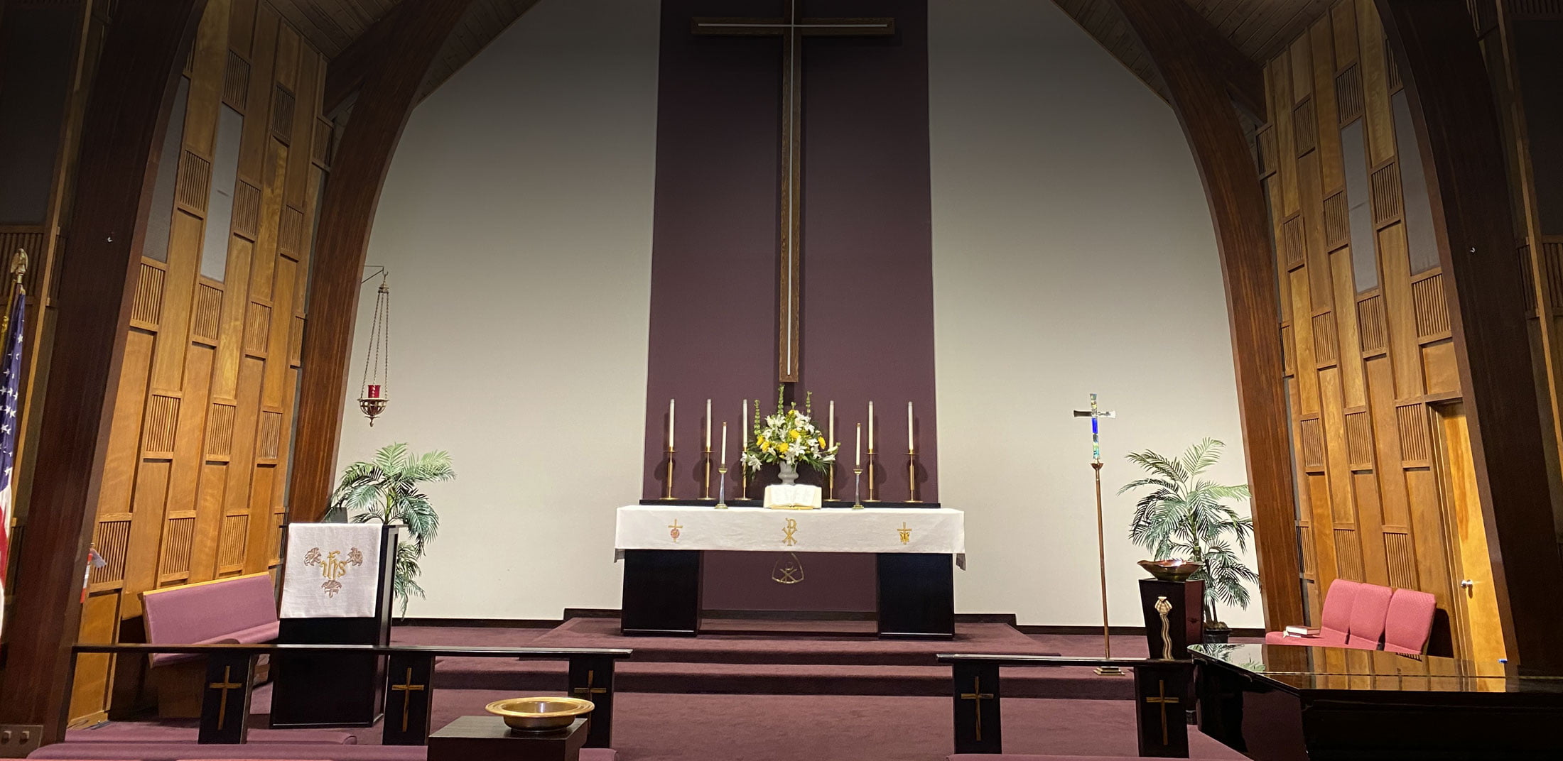 St. John's Lutheran Church - In Service To Christ and You!
